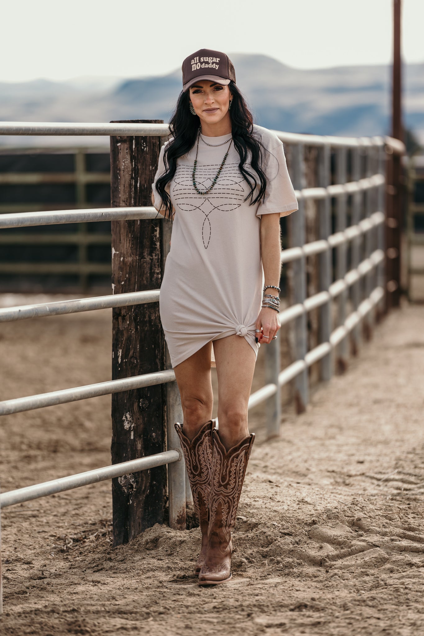 Bart Boot Stitch T-Shirt Dress - Bone – Triangle T Boutique