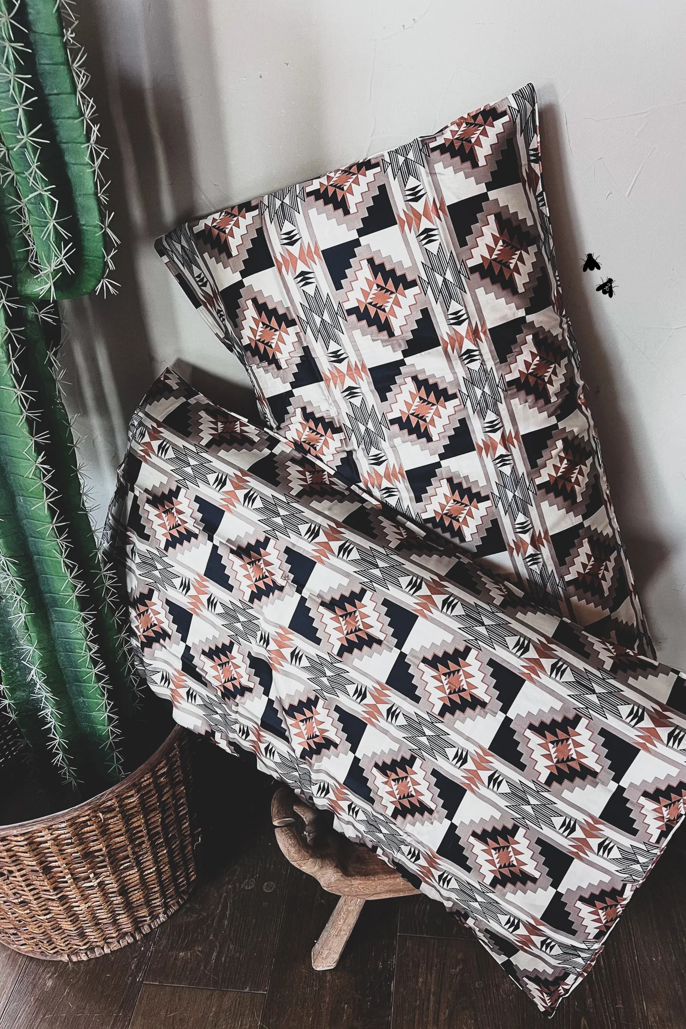 Satin Sleep Pillowcase Set - Santa Fe – Triangle T Boutique