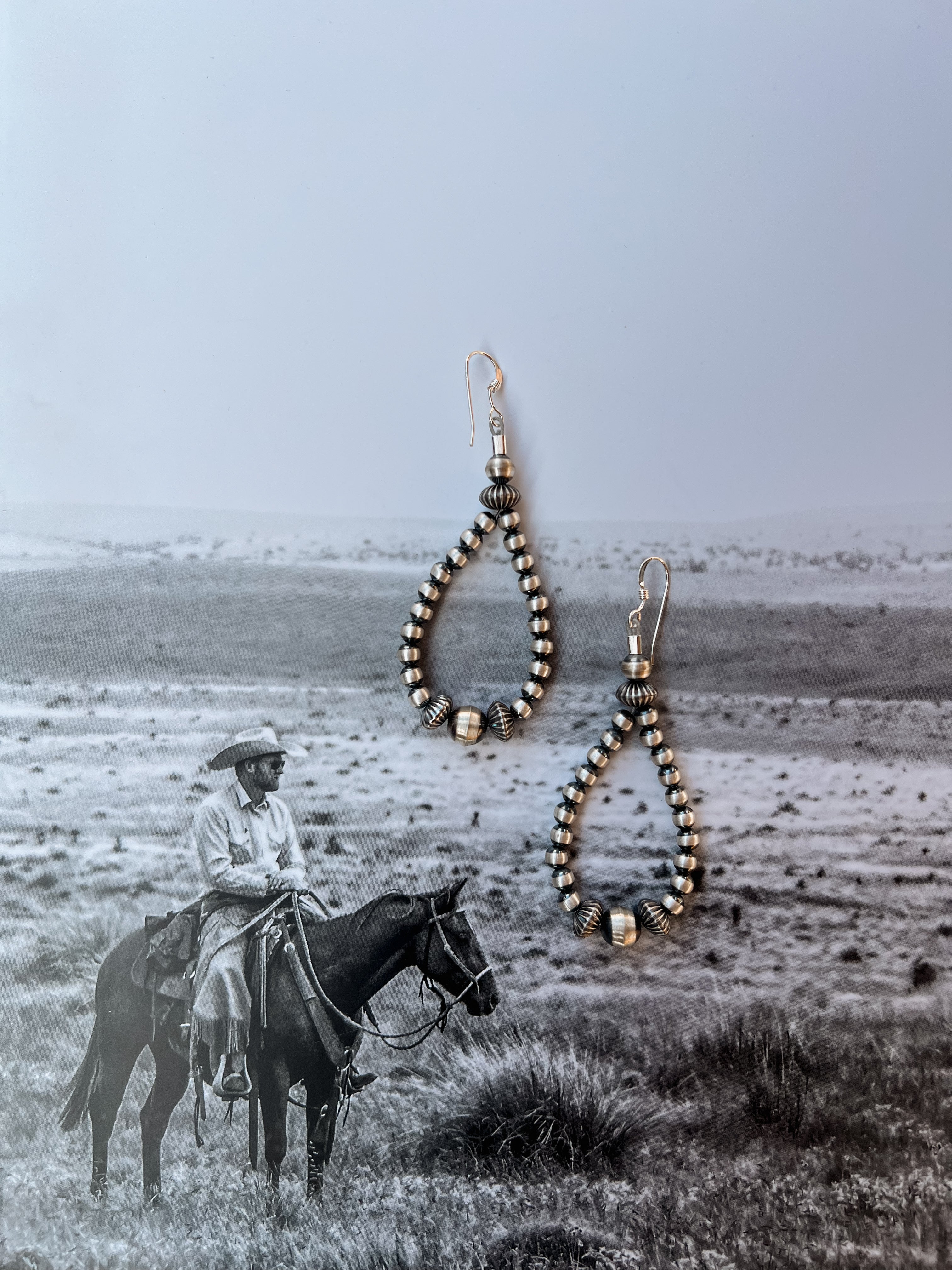 Seneca Navajo Pearl Teardrop Earrings – Triangle T Boutique