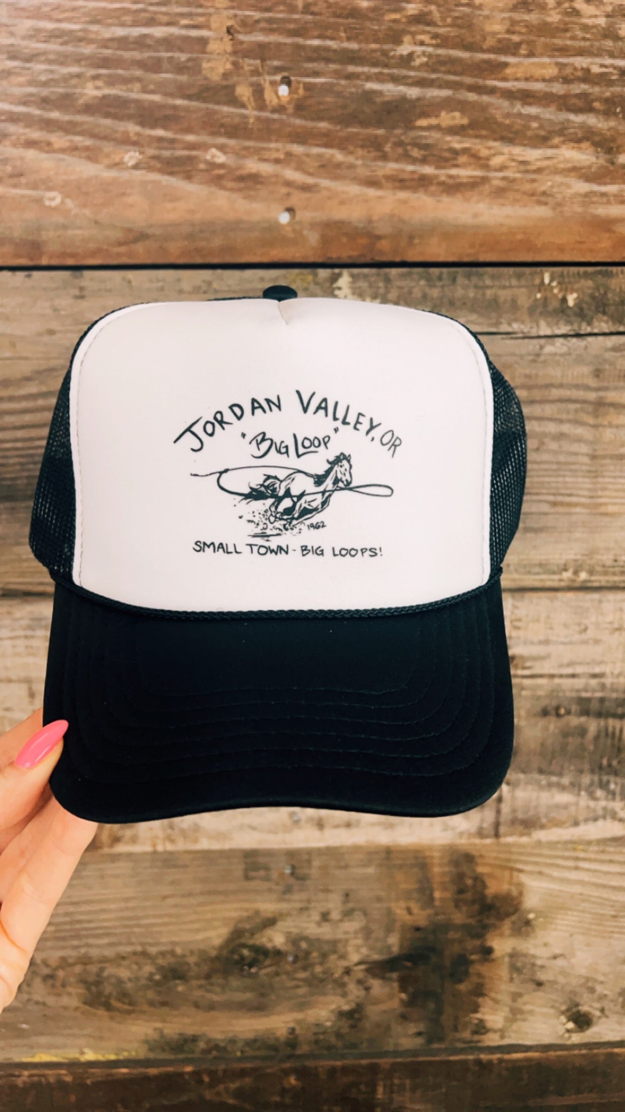 Big Loop Rodeo Trucker Hat - Black & White – Triangle T Boutique