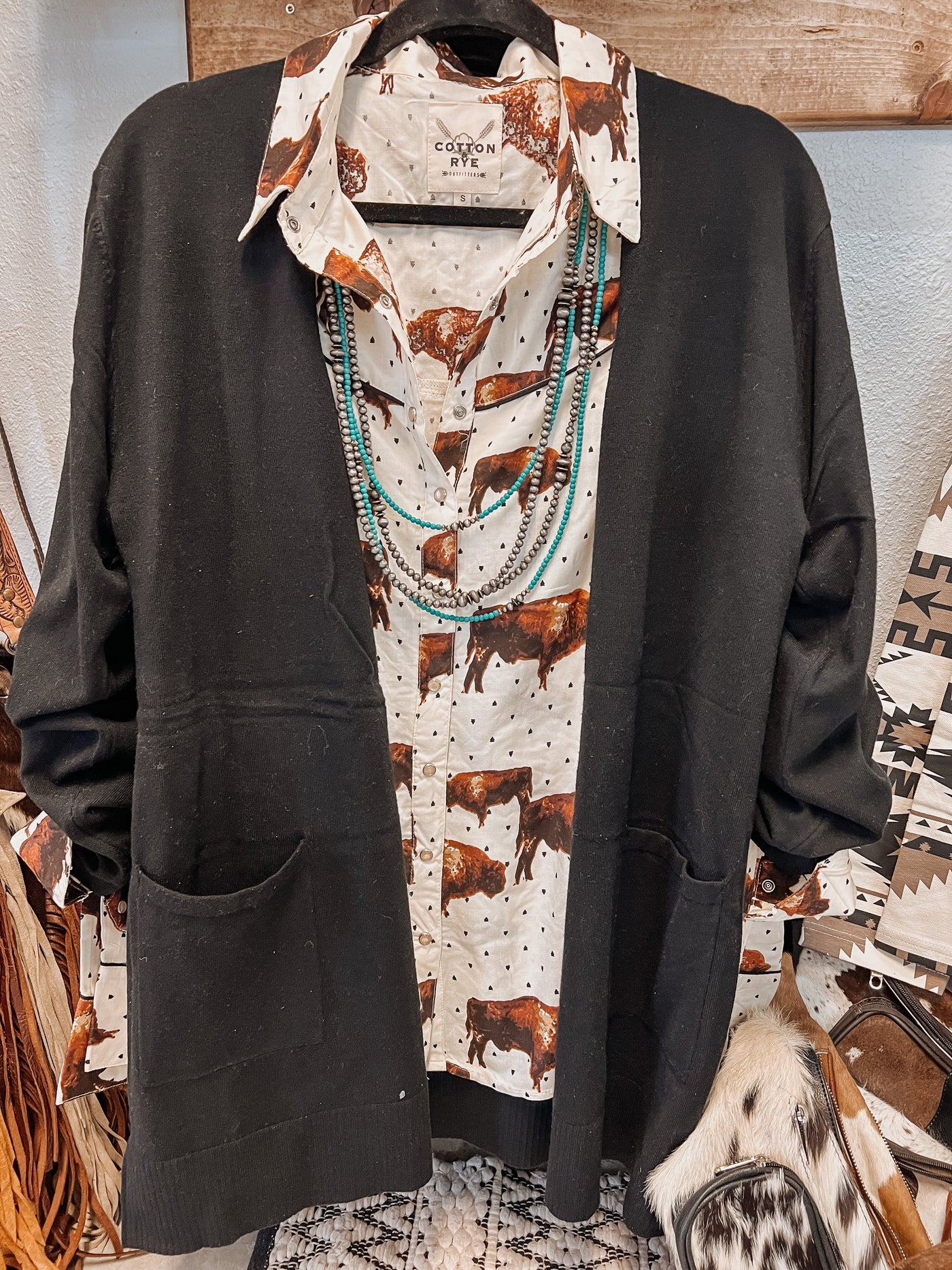 The Wild Buffalo Blouse – Triangle T Boutique